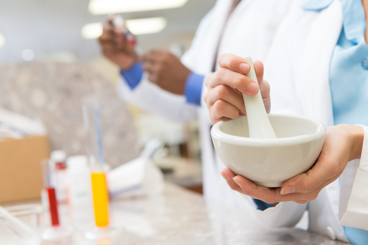 How Compounding Pharmacies in Langford Support Treatment